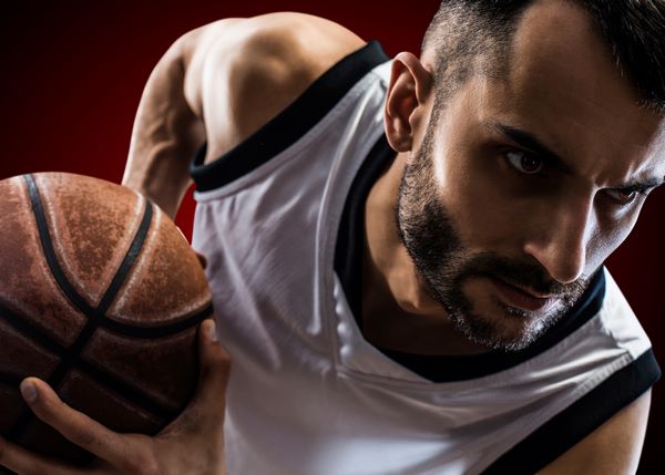 Kosarka fotografije igrac izbliza – Posteraj - štampa i uramljivanje